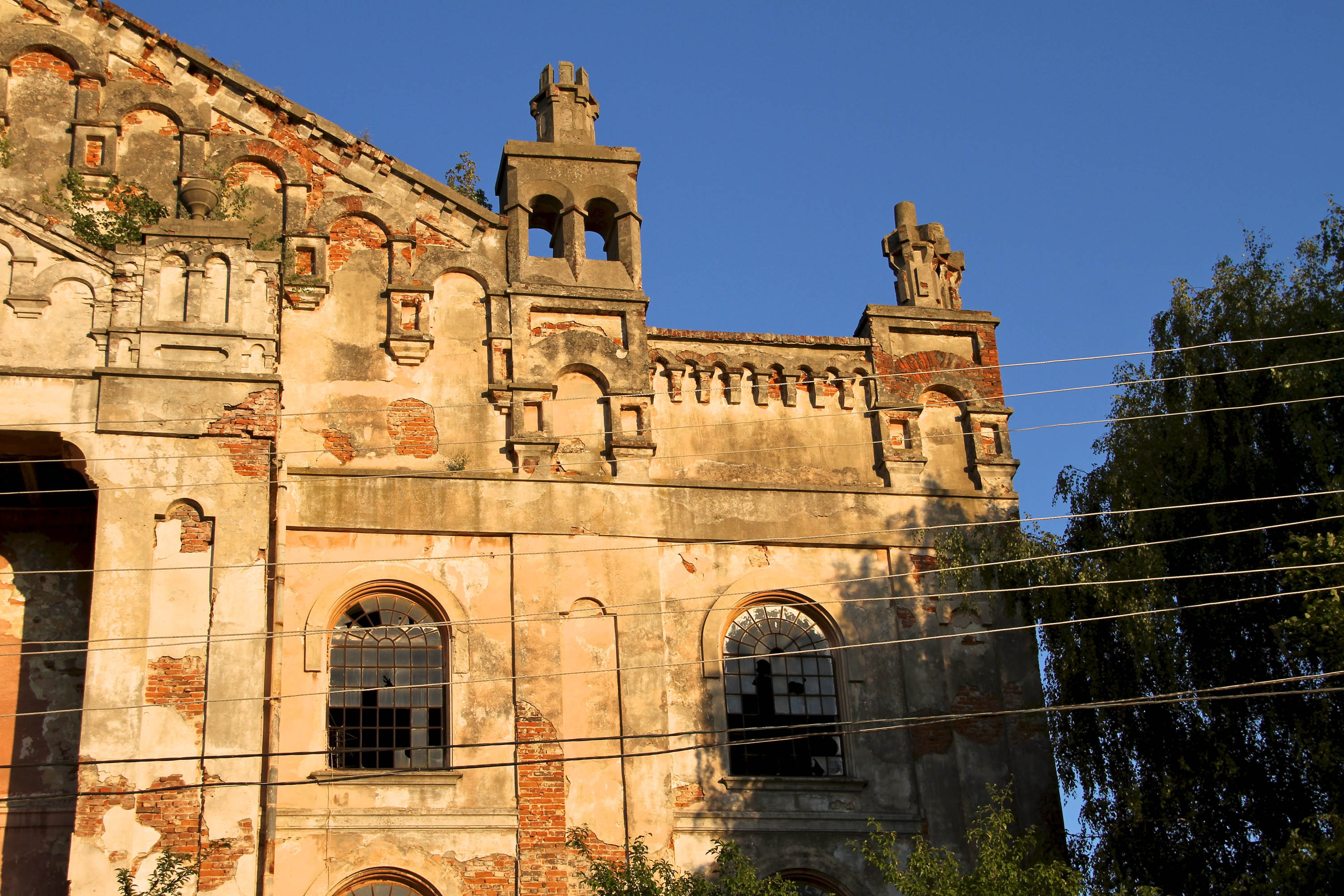 Poemas del río Wang: Drohobycz and the world