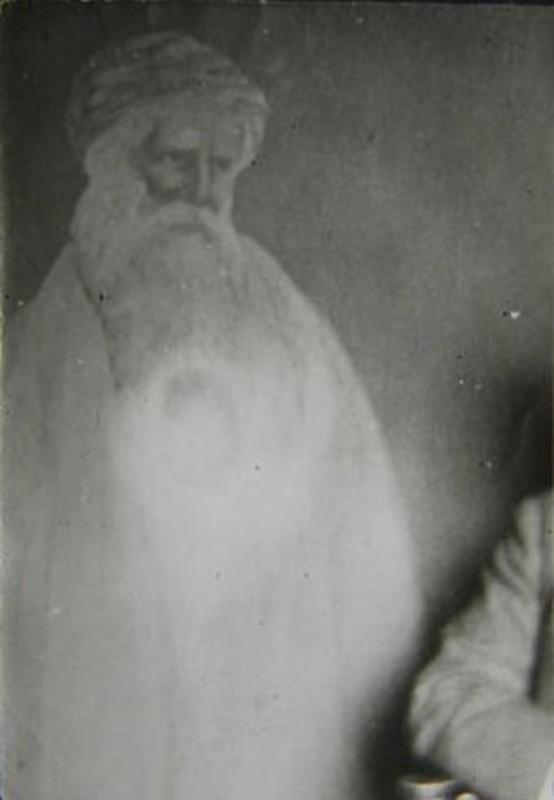 Poemas del río Wang: Ghost photography